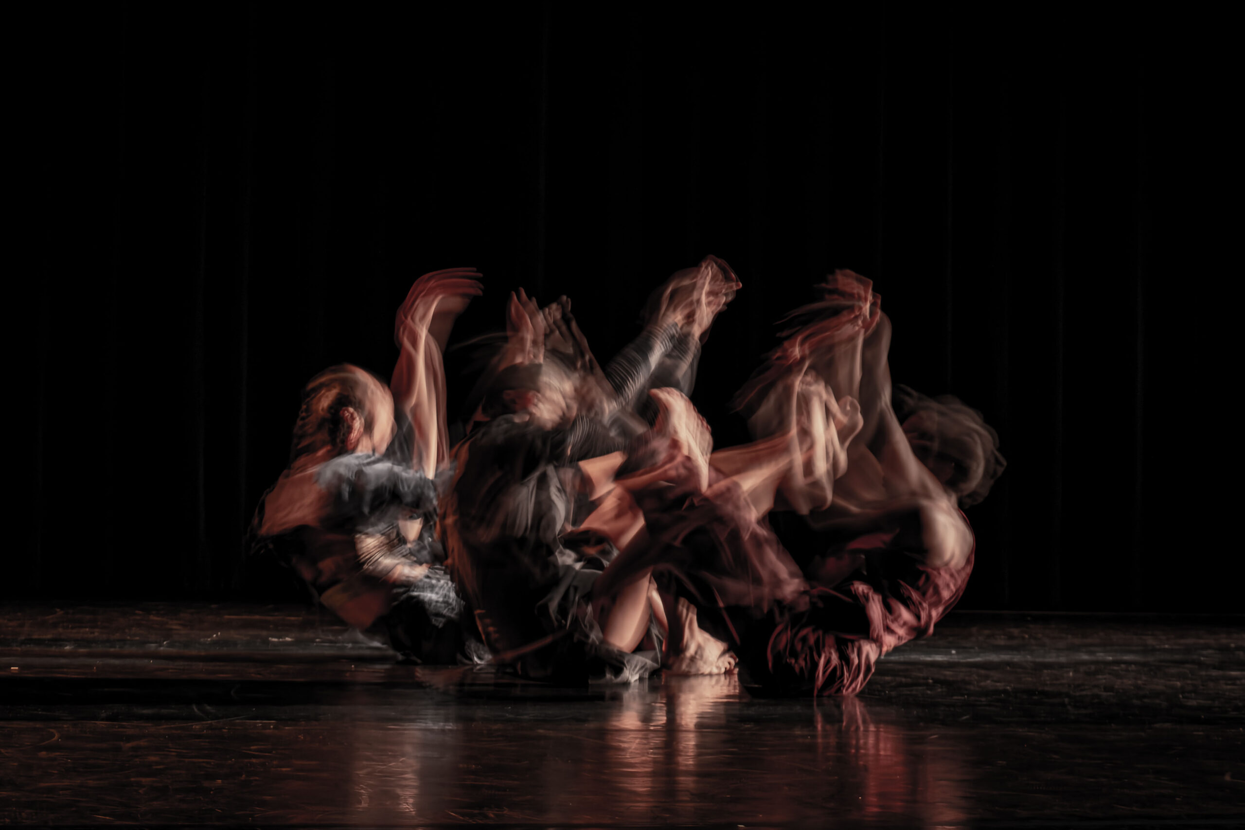 Wanjiru Kamuyu · Fragmented Shadows | Atelier de Paris / CDCN